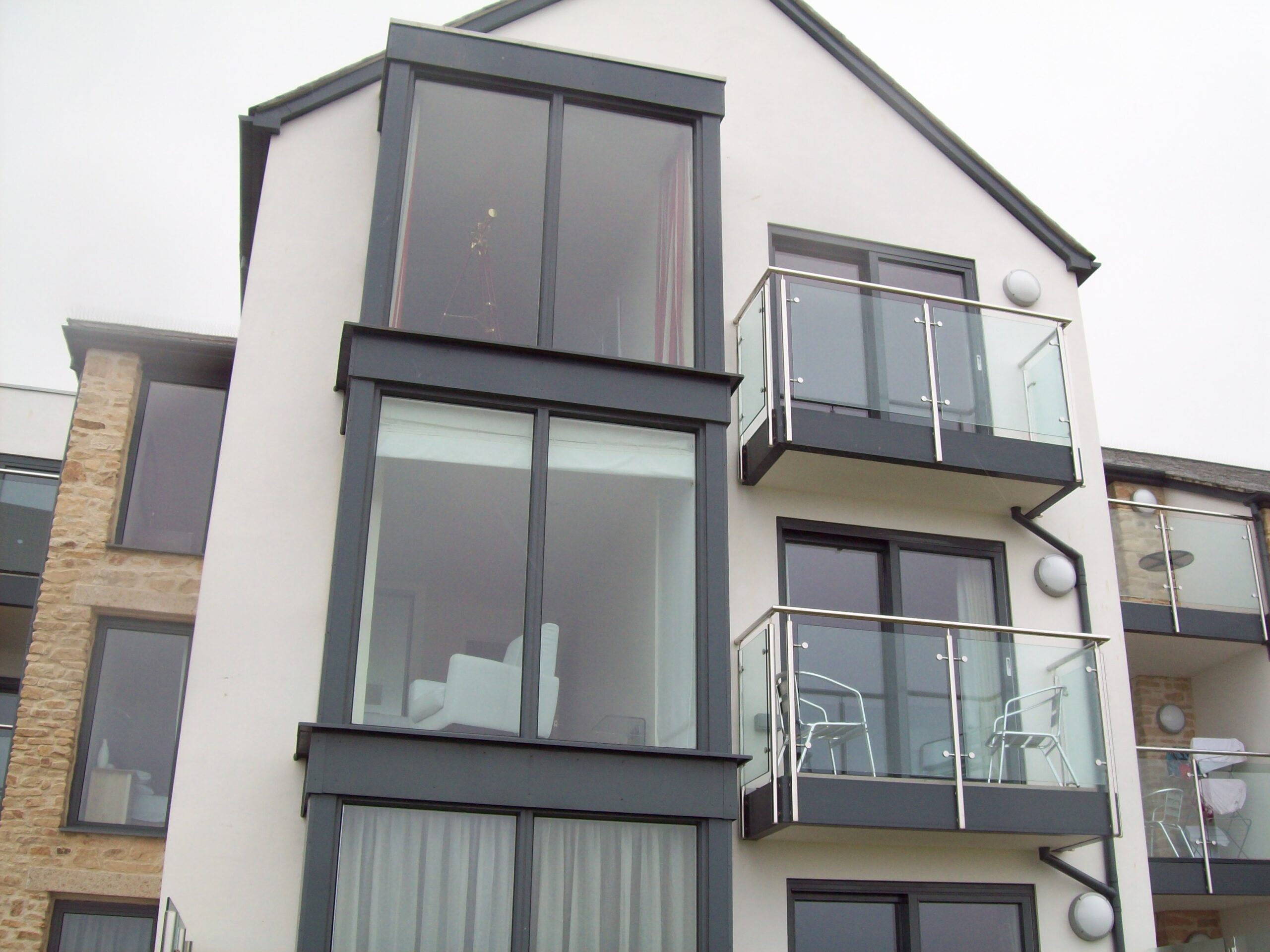 Solar Control Double Glazing - Domestic properties - UK Glass Centre